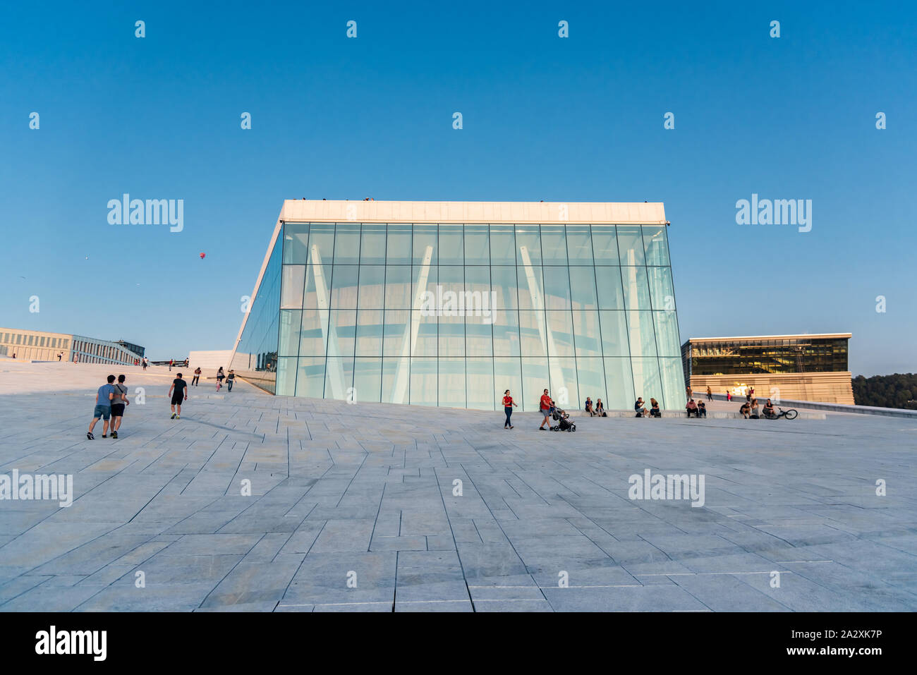 Das osloer opernhaus -Fotos und -Bildmaterial in hoher Auflösung – Alamy