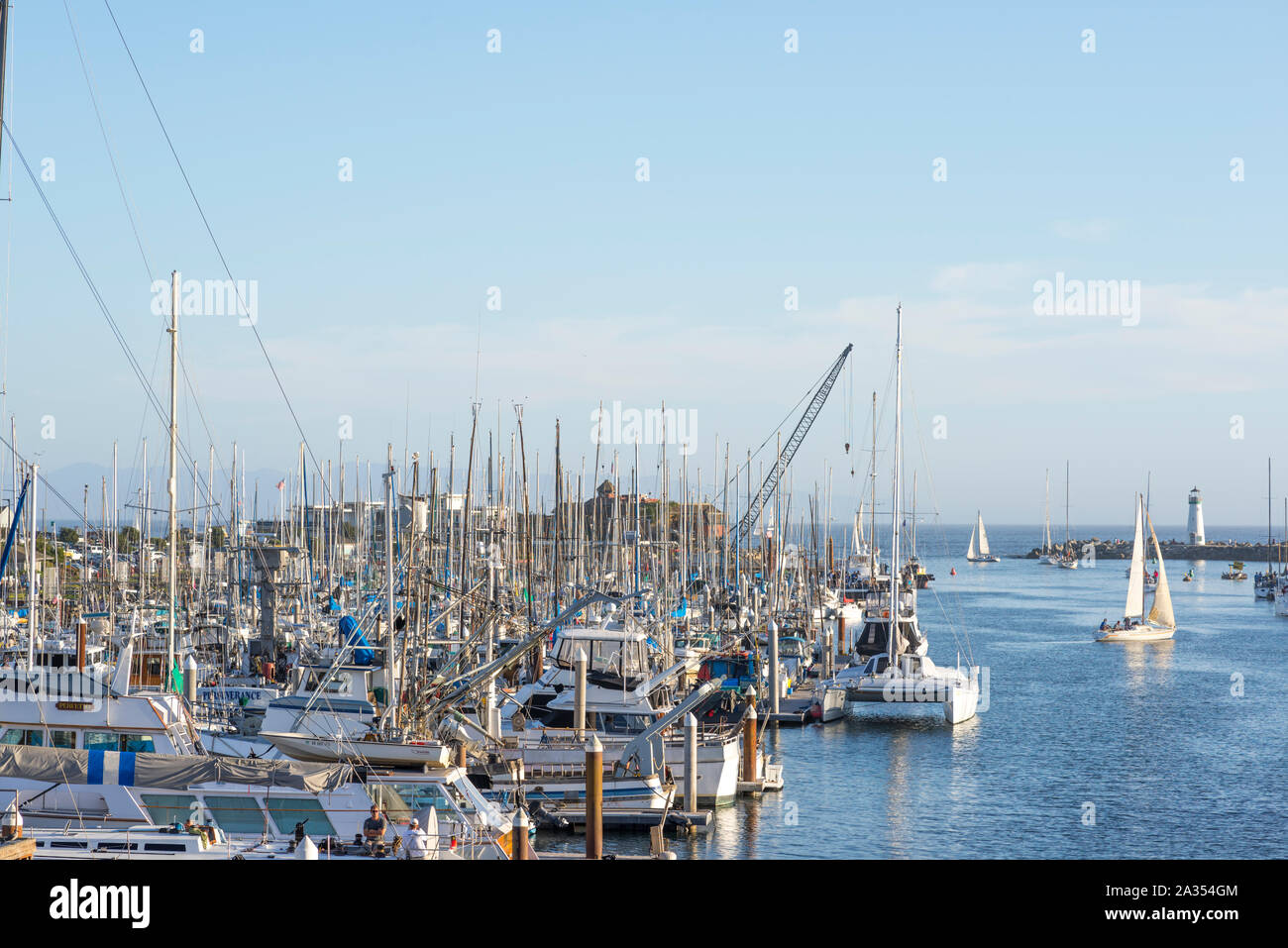 Santa cruz hafen -Fotos und -Bildmaterial in hoher Auflösung – Alamy