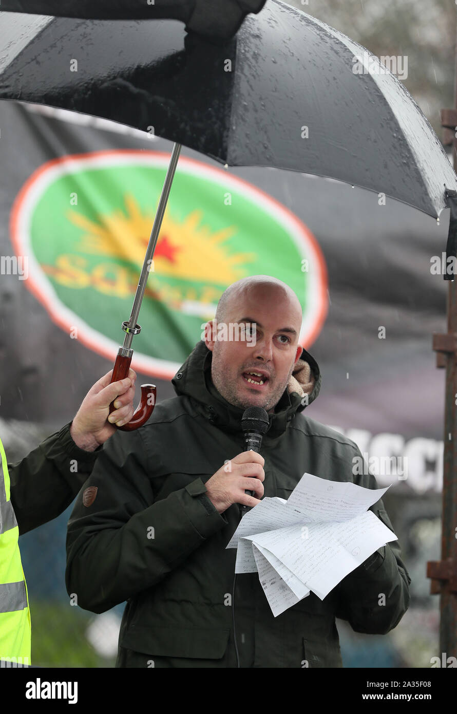Die politische partei saoradh hatte eine parade organisiert -Fotos und ...