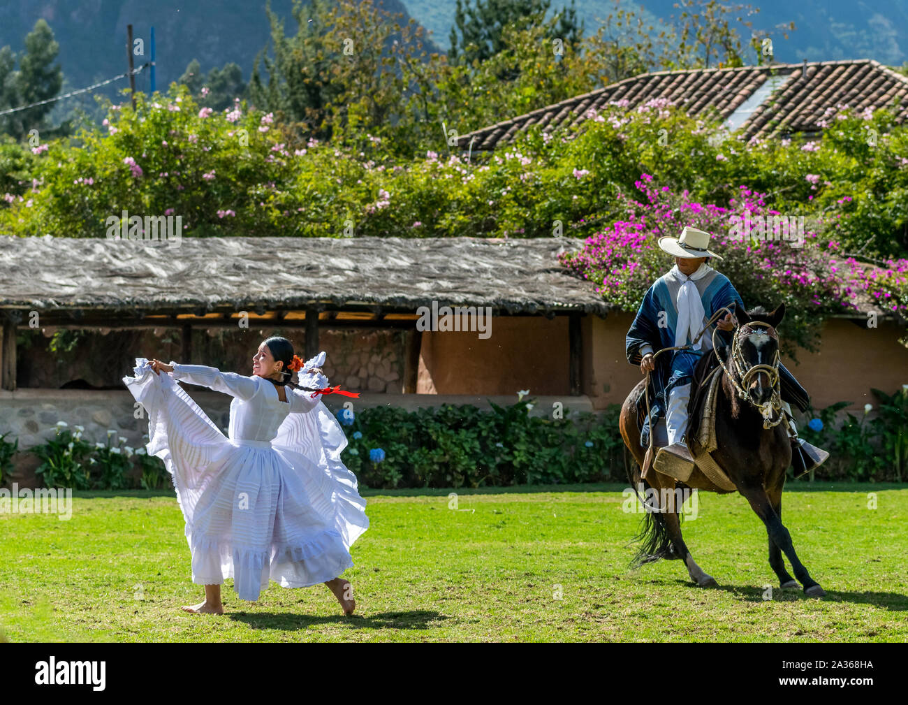 Heilige Tal, Peru - 21.05.2019: Wunderschöne traditionelle peruanische ...