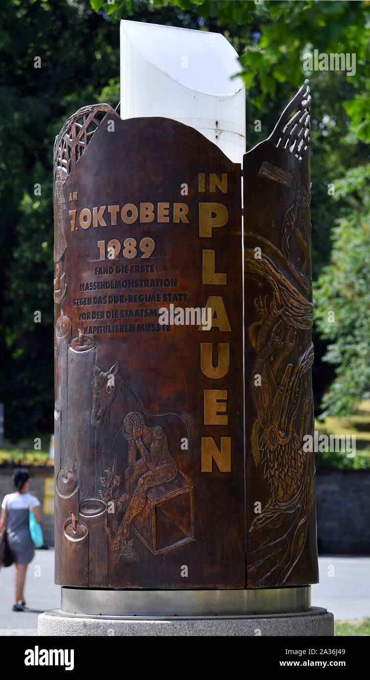 01. August 2019, Sachsen, Plauen: Blick auf das Denkmal für die ...