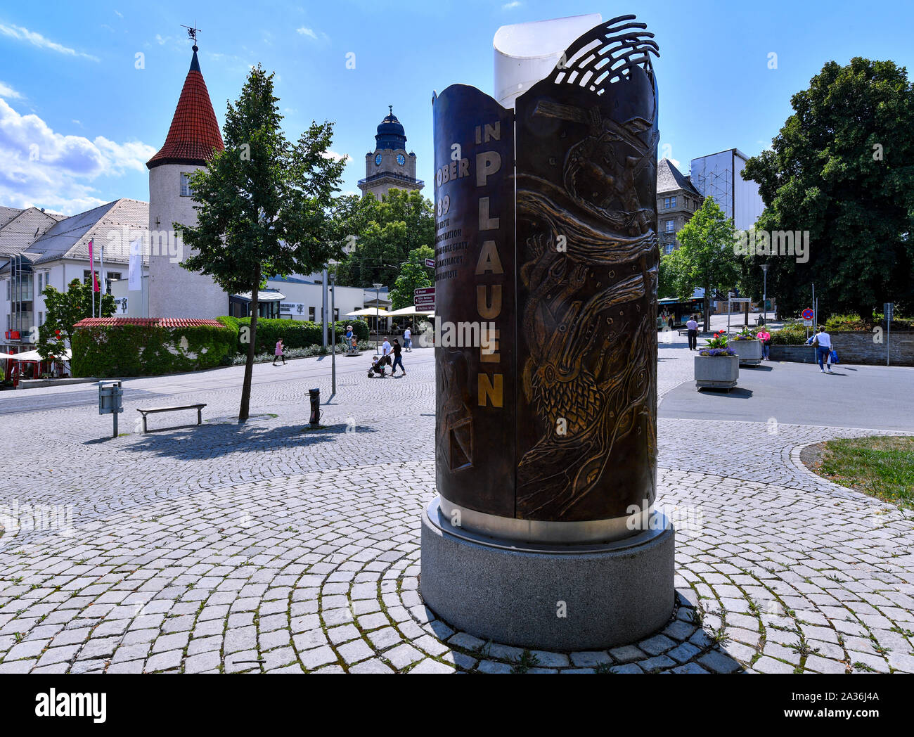 01. August 2019, Sachsen, Plauen: Blick auf das Denkmal für die ...
