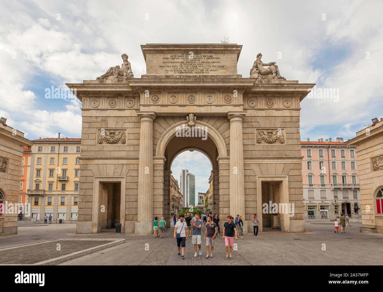 Porta garibaldi tor -Fotos und -Bildmaterial in hoher Auflösung – Alamy