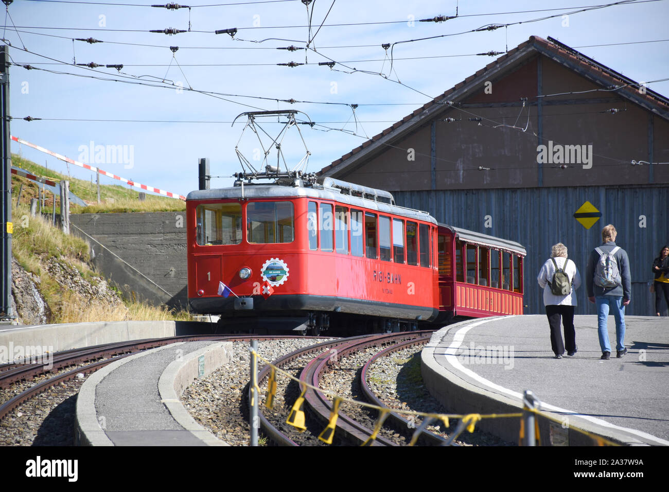 Vitznau rigi bahn station -Fotos und -Bildmaterial in hoher Auflösung ...