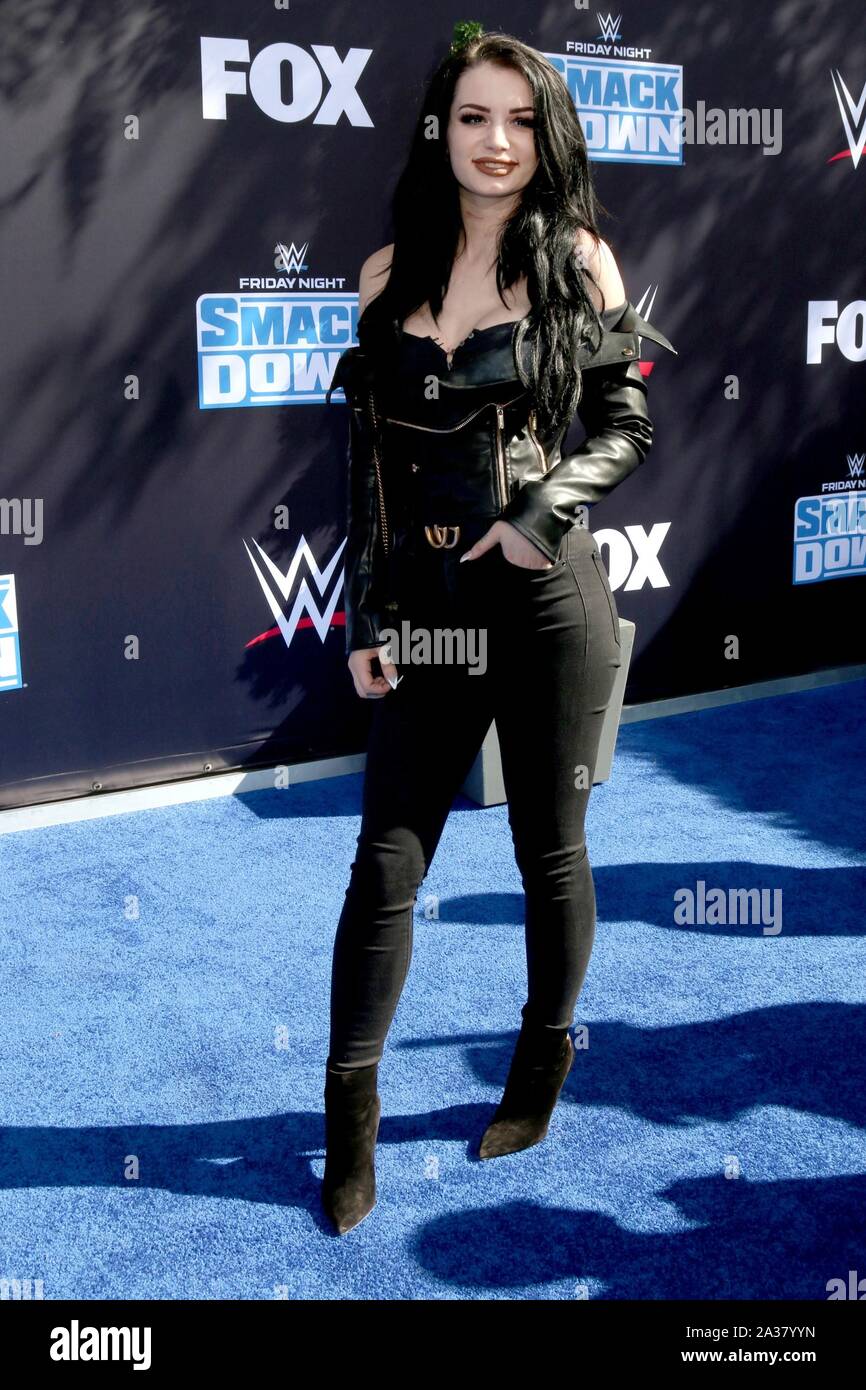 Paige aka saraya jade bevis -Fotos und -Bildmaterial in hoher Auflösung ...