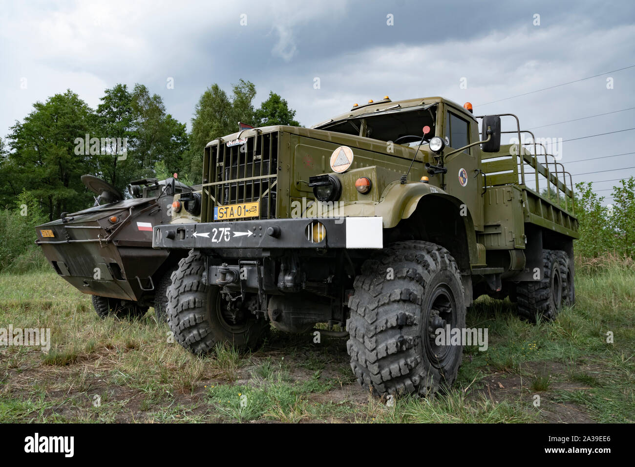 Sowjetischer schwerer LKW Kraz-255 6x6. Militärfahrzeuge Rallye ...