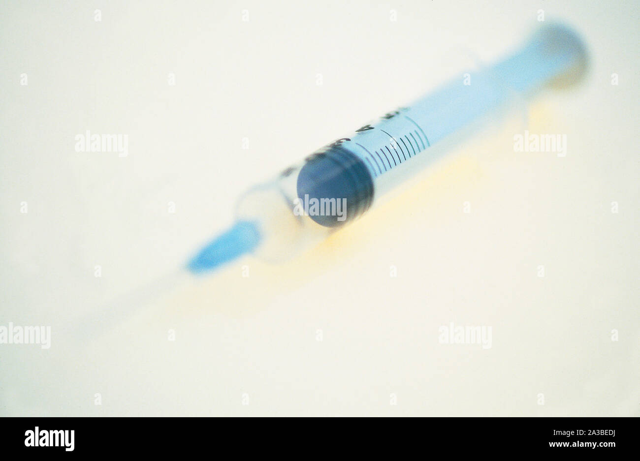 Spritzen für injektionsspritzen -Fotos und -Bildmaterial in hoher ...