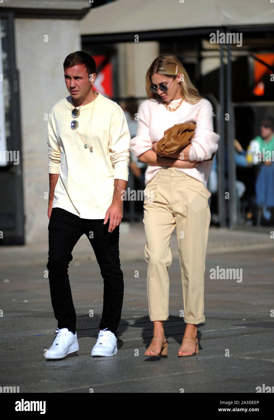 Mailand, Mario Gotze und Frau Ann Kathrin Brommel Mario Gotze ...