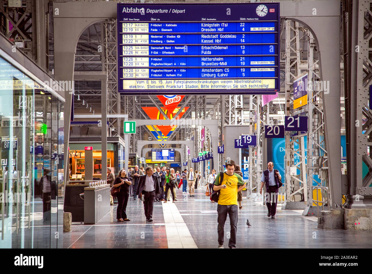 Im bahnhof deutschland -Fotos und -Bildmaterial in hoher Auflösung – Alamy