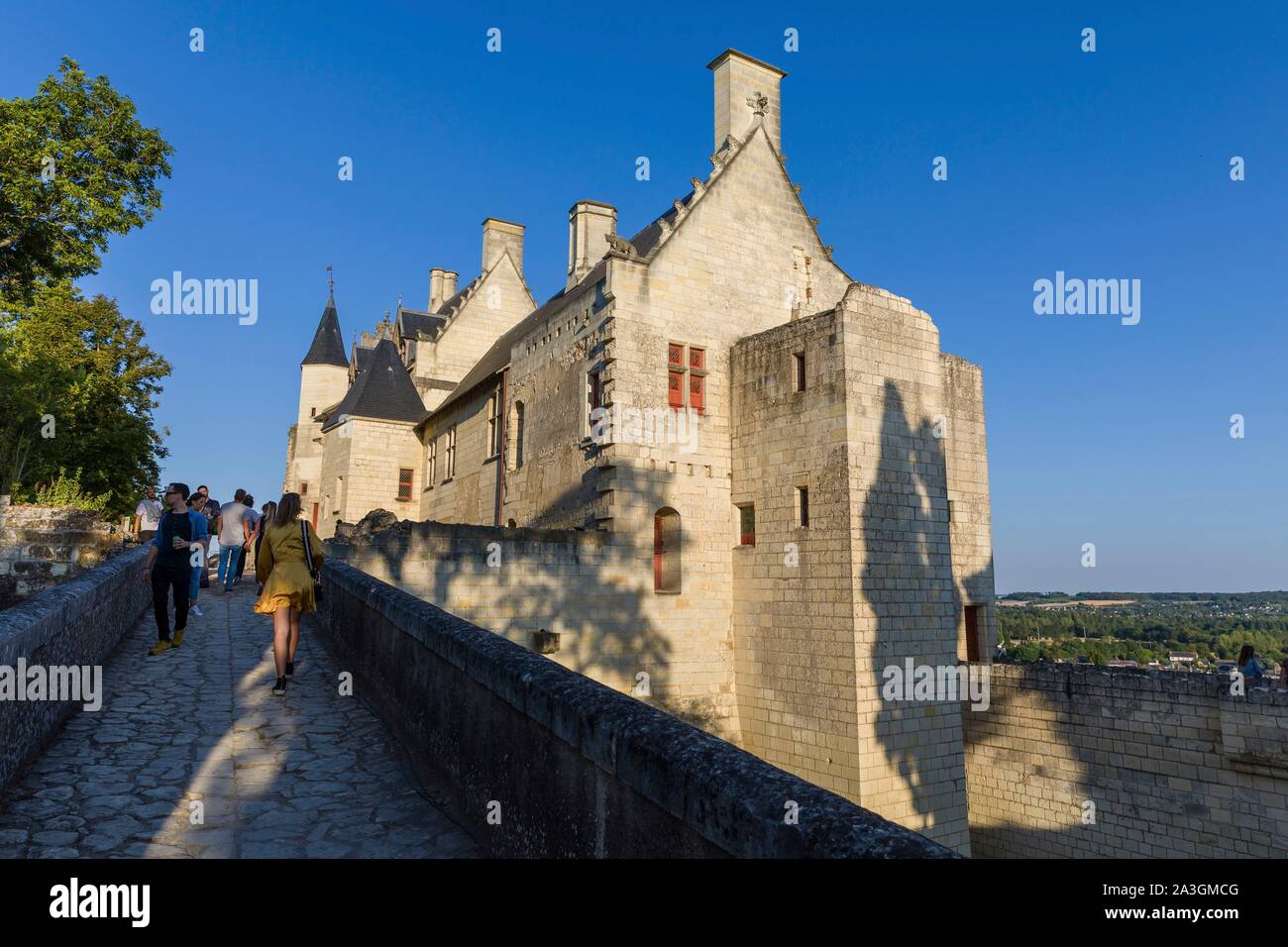 Schloss chinon -Fotos und -Bildmaterial in hoher Auflösung – Alamy