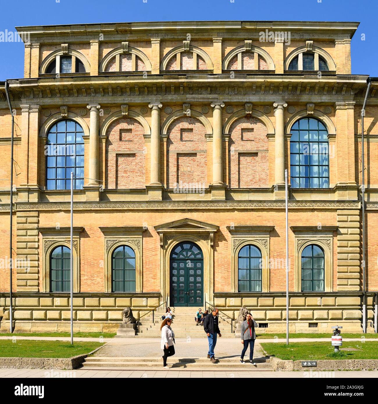 Altes pinakothek museum -Fotos und -Bildmaterial in hoher Auflösung – Alamy