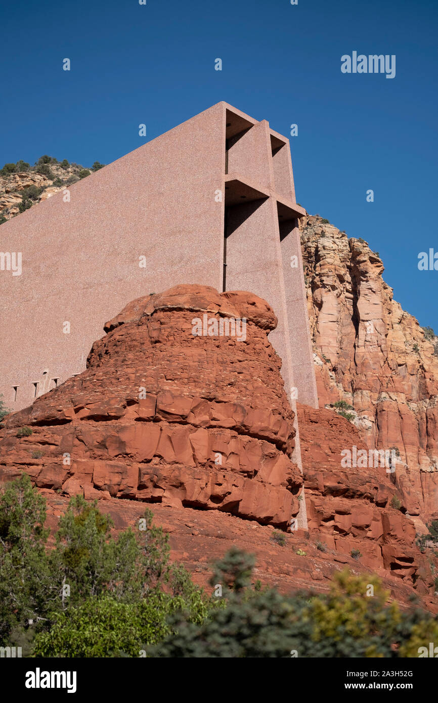 Kirche im fels -Fotos und -Bildmaterial in hoher Auflösung – Alamy