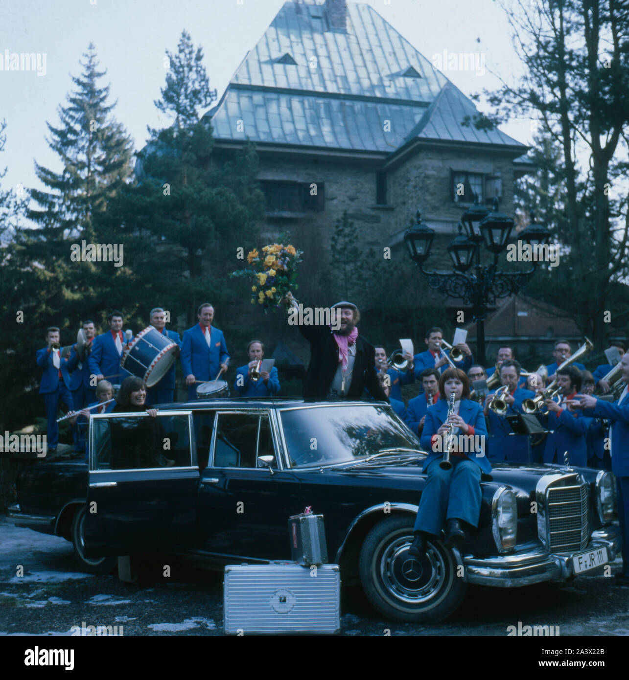 Ivan rebroff burg weilstein -Fotos und -Bildmaterial in hoher Auflösung ...
