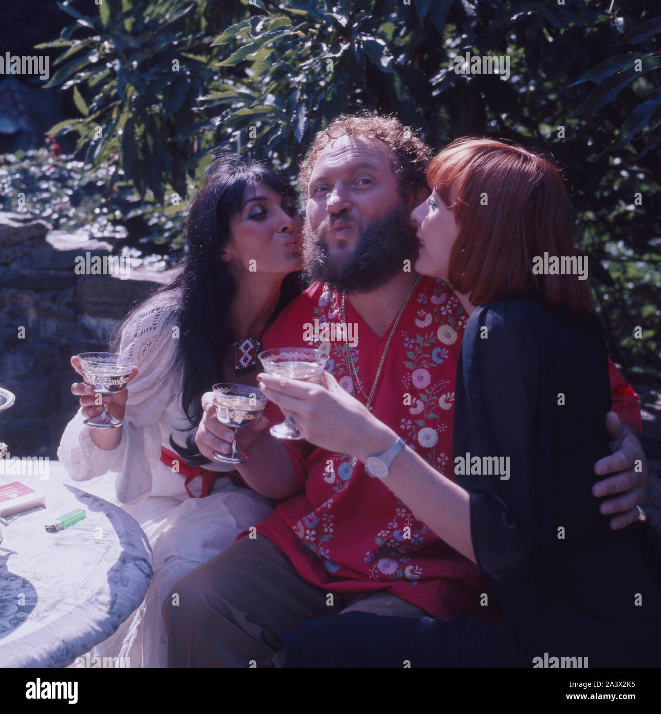 Ivan rebroff burg weilstein -Fotos und -Bildmaterial in hoher Auflösung ...