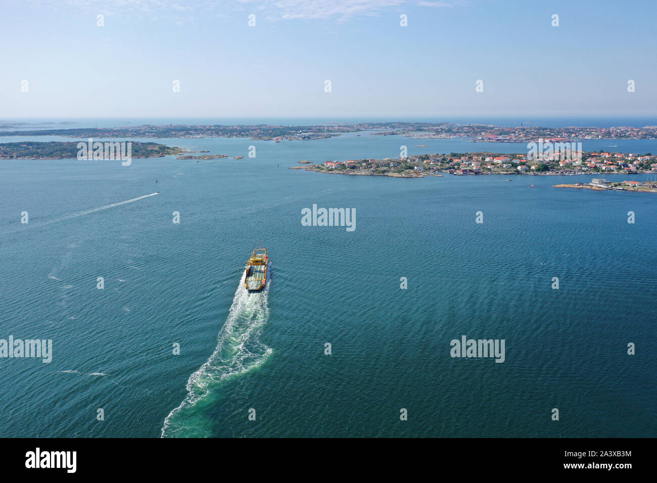 Lilla varholmens farjeterminal -Fotos und -Bildmaterial in hoher ...