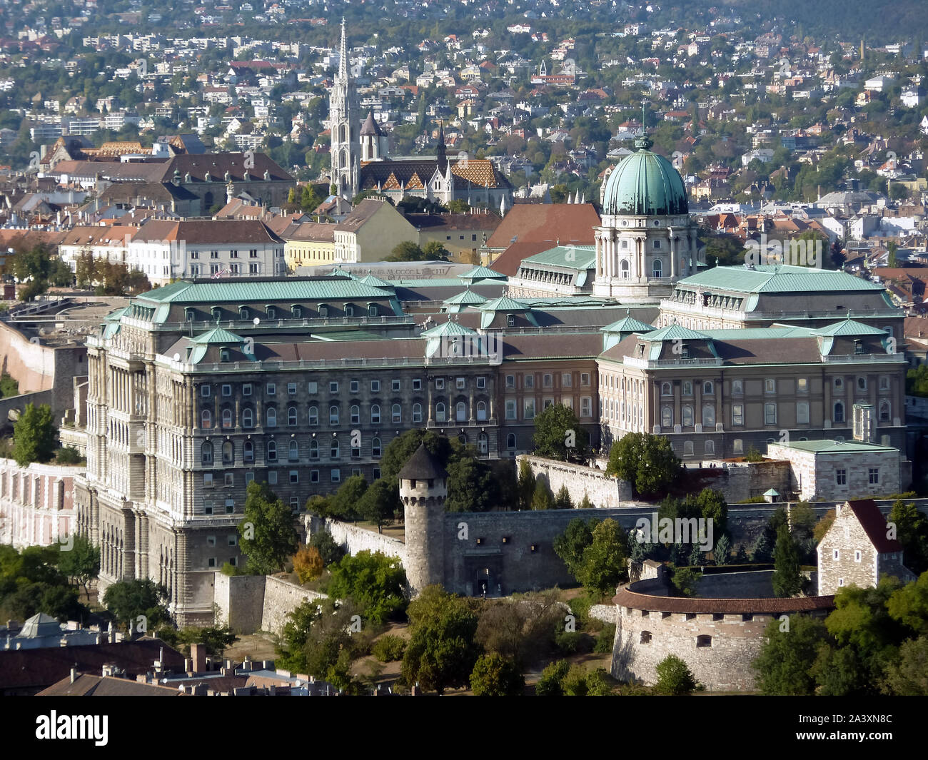 Die Budaer Burg ist das historische Schloss und Palast Komplex der ...