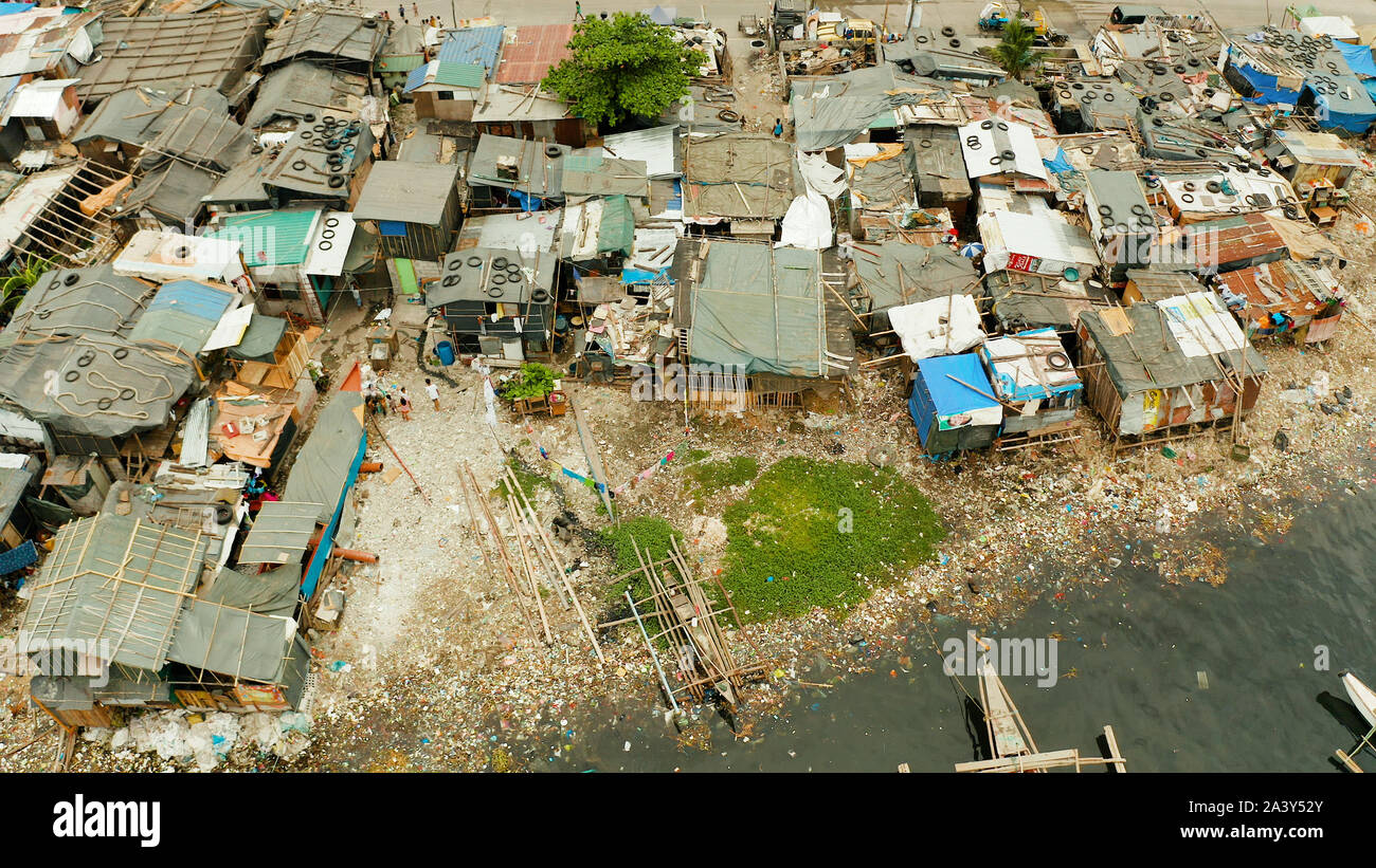 Slum housing manila philippines -Fotos und -Bildmaterial in hoher Auflösung – Alamy