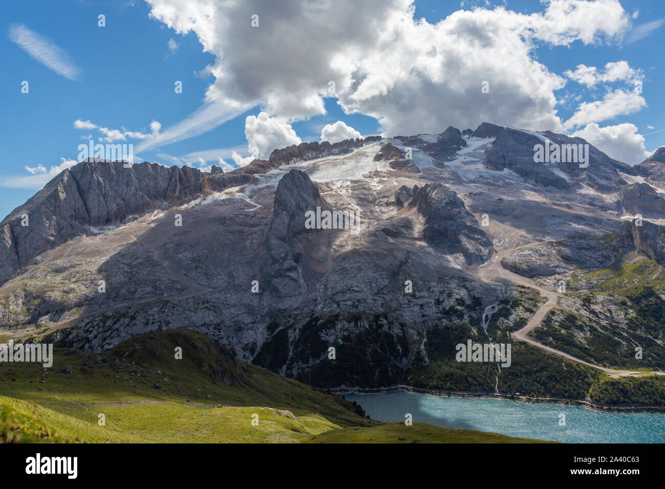 Marmolada gletscher -Fotos und -Bildmaterial in hoher Auflösung – Alamy
