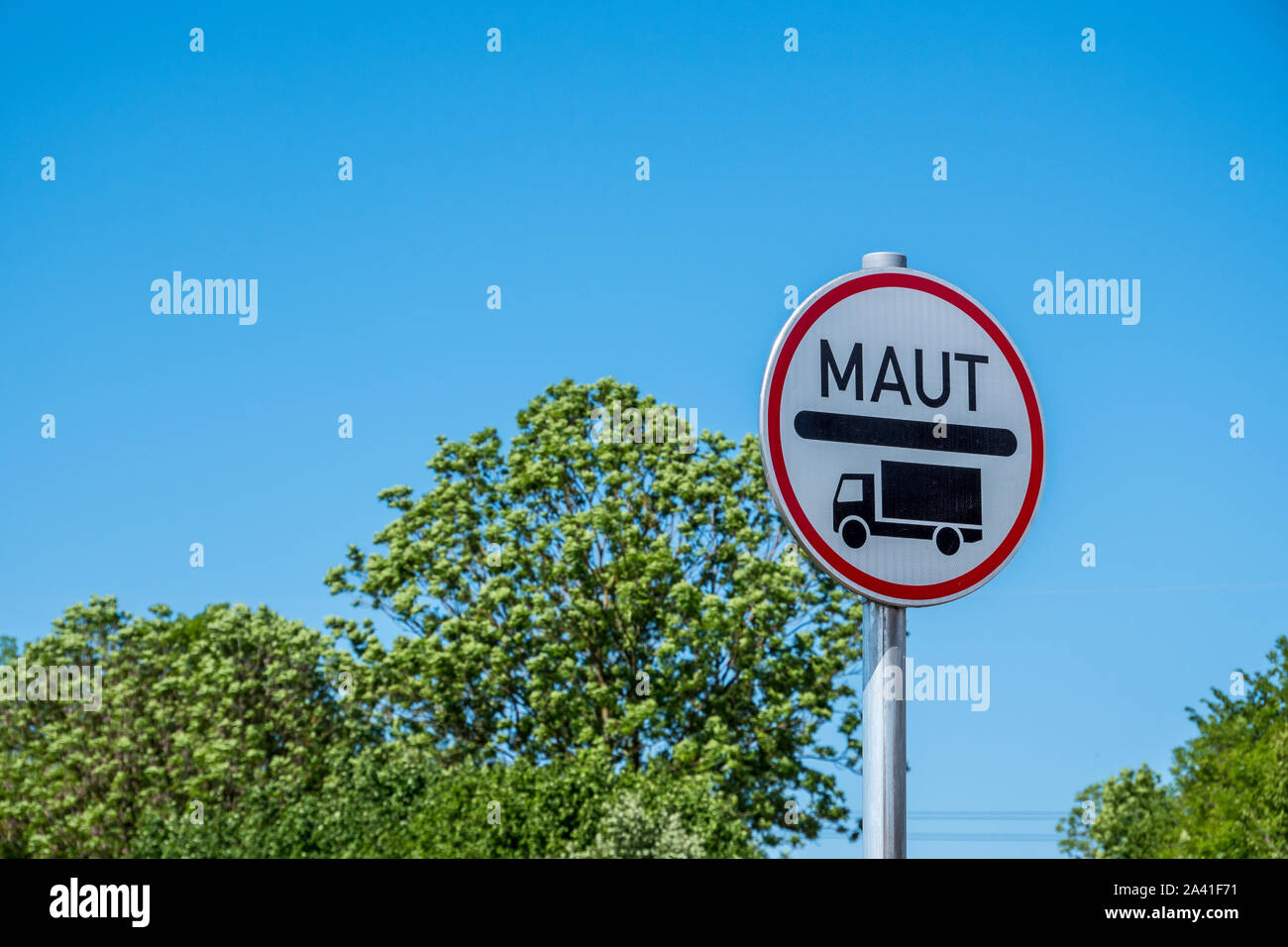 Schild von einer deutschen bundesstraße -Fotos und -Bildmaterial in ...