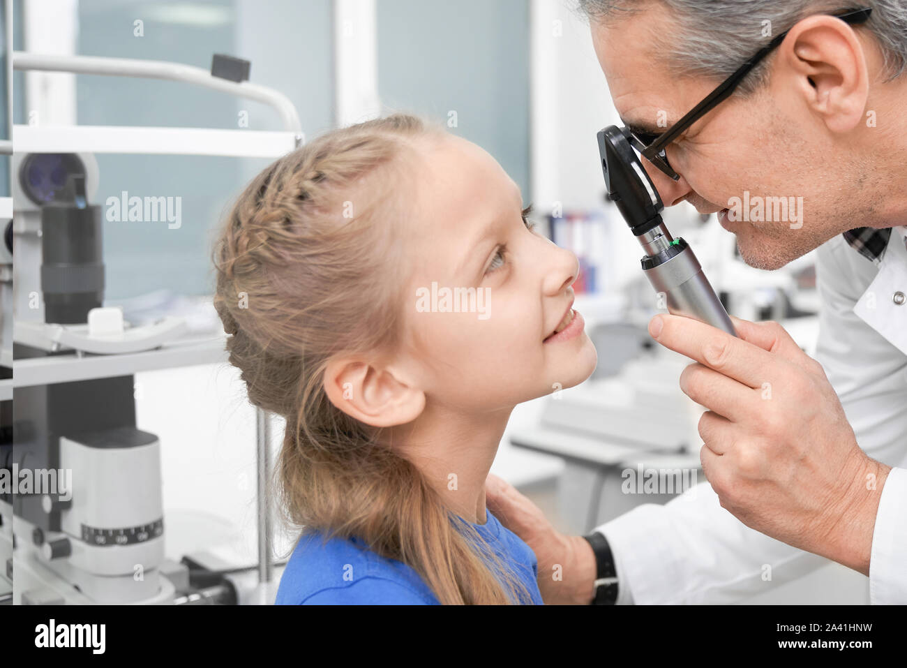 Optometrie augen -Fotos und -Bildmaterial in hoher Auflösung – Alamy