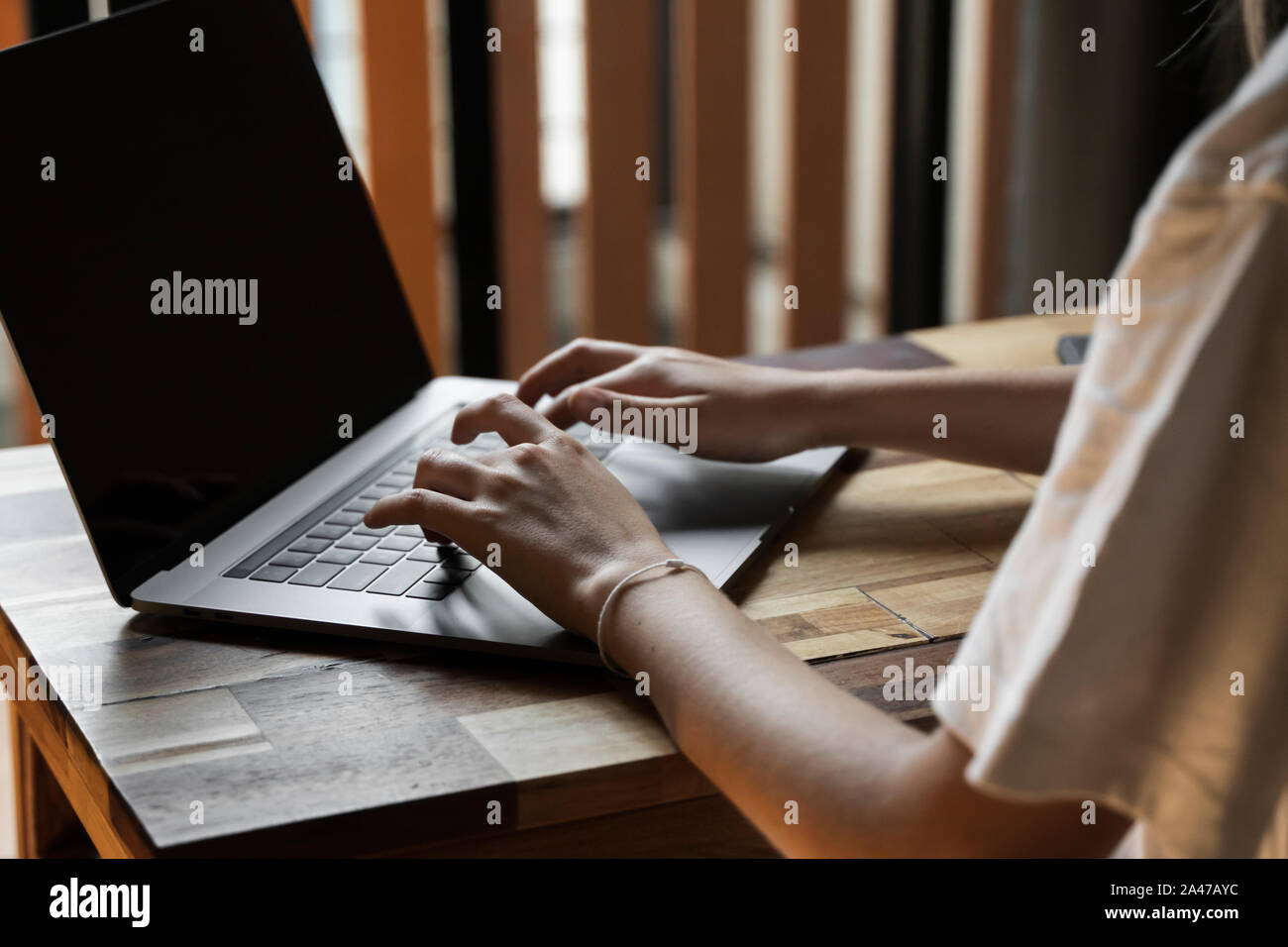 Student Wifi Stockfotos und -bilder Kaufen - Alamy