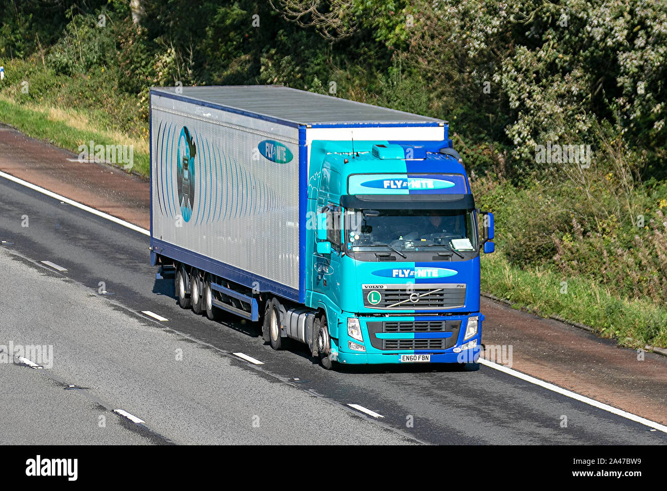 Fliegen von Nite Bulk Transport-LKW, Lkw, Transport, Lastwagen, Cargo ...