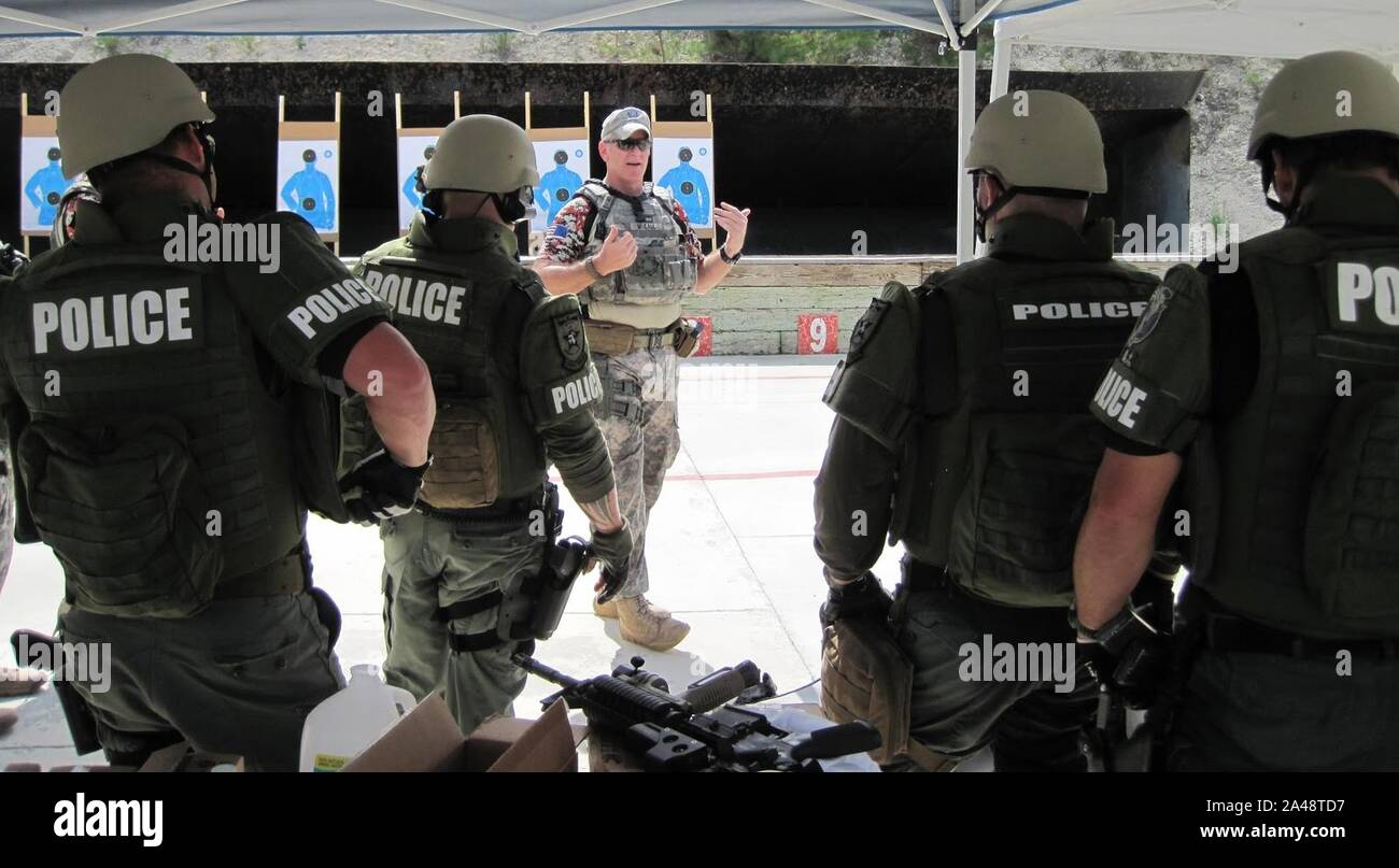 Swat florida -Fotos und -Bildmaterial in hoher Auflösung – Alamy