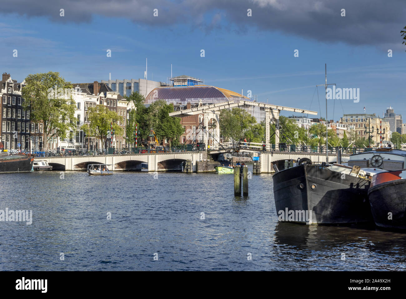 Magere Brug Amsterdam Stockfotos und -bilder Kaufen - Alamy