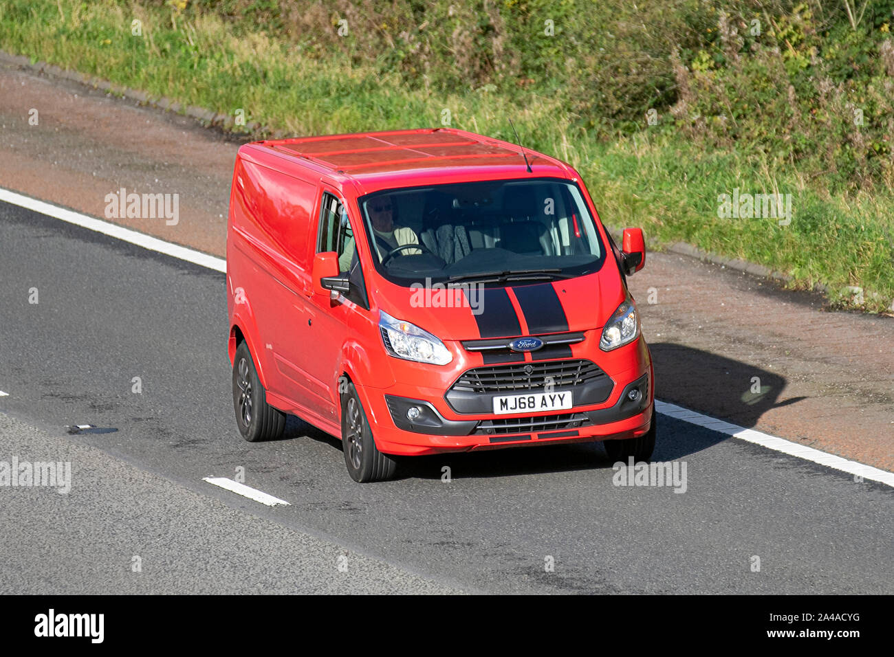 Ford transit custom 290 sport -Fotos und -Bildmaterial in hoher ...