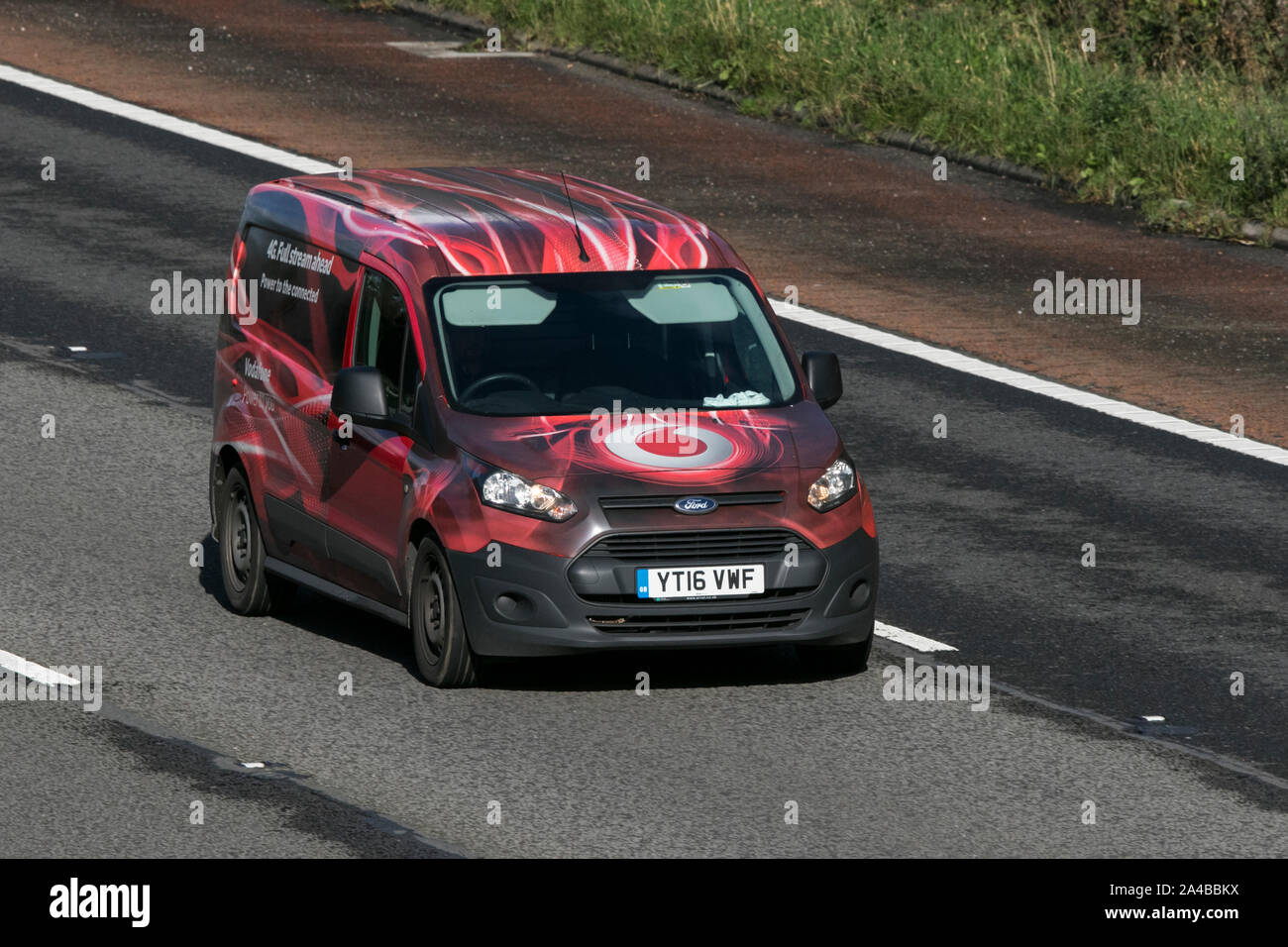 Ford transit connect 210 econe -Fotos und -Bildmaterial in hoher ...