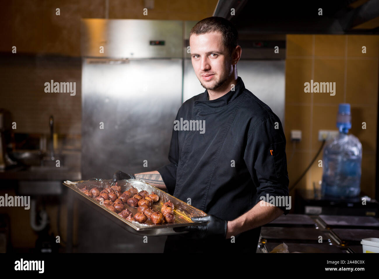 Chef Koch Kochen Stockfotos und -bilder Kaufen - Alamy