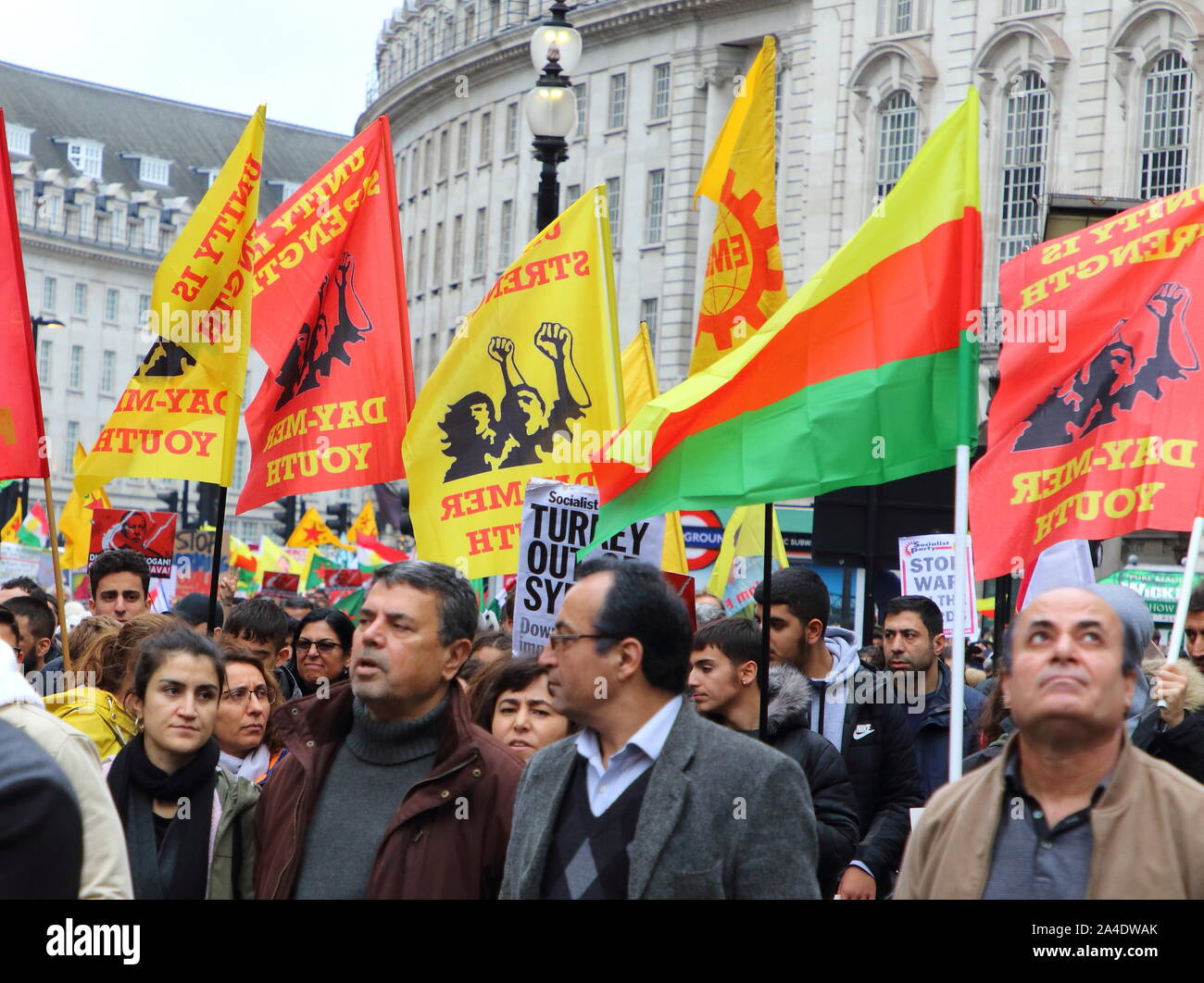 Rojava flagge -Fotos und -Bildmaterial in hoher Auflösung – Alamy