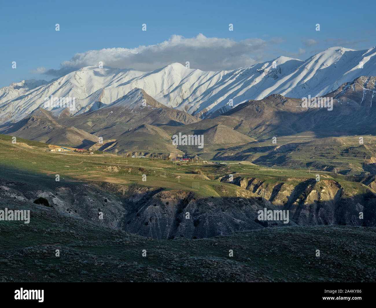Elburs Gebirge Stockfotos und -bilder Kaufen - Alamy