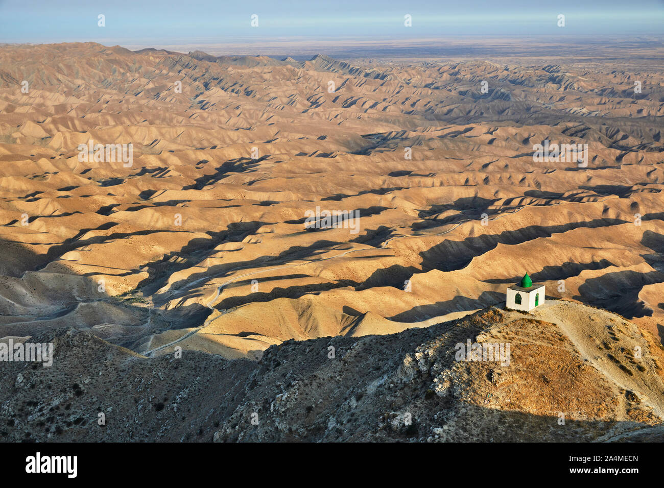 Das kleine Mausoleum des Hirten Choupan Ata an der Khaled - e Nabi ...