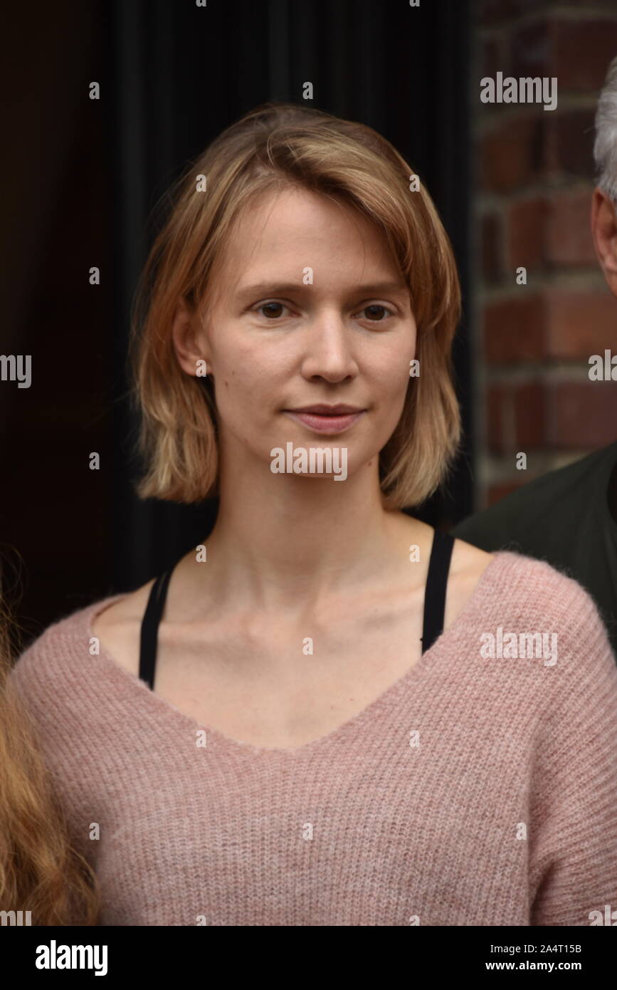 Frida lovisa hamann -Fotos und -Bildmaterial in hoher Auflösung – Alamy
