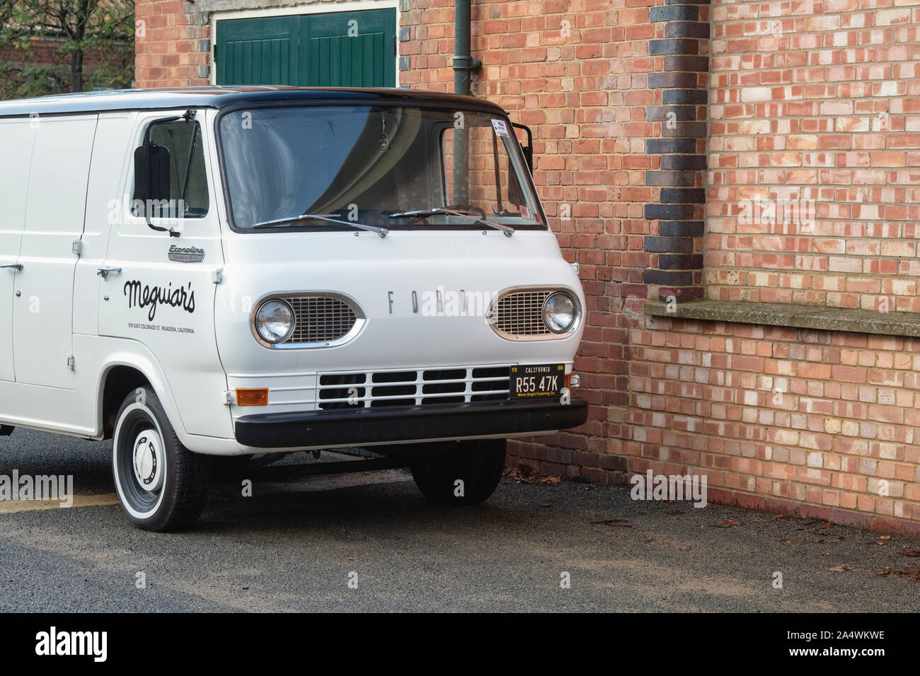 Ford econoline van -Fotos und -Bildmaterial in hoher Auflösung – Alamy