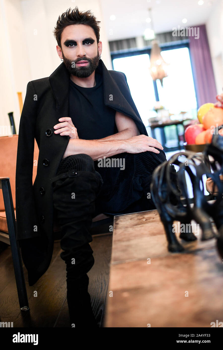 Thomas neuwirth -Fotos und -Bildmaterial in hoher Auflösung - Seite 2 ...