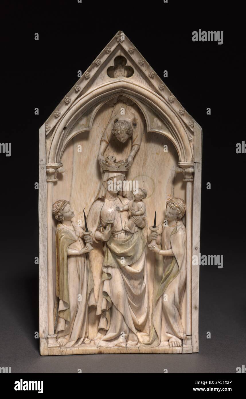 Plakette: Die Jungfrau und Kind mit Engeln, C. 1320-1330. Diese Tafel einst das Zentrum eines ...