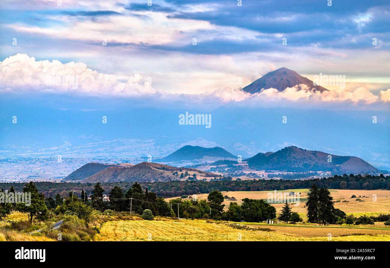 Mount popocatepetl -Fotos und -Bildmaterial in hoher Auflösung – Alamy