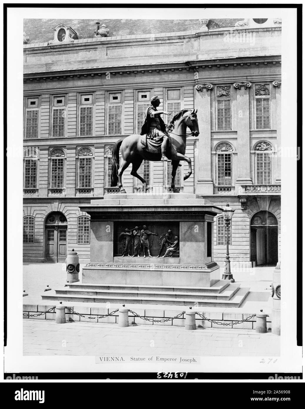 Statue von joseph ii -Fotos und -Bildmaterial in hoher Auflösung – Alamy