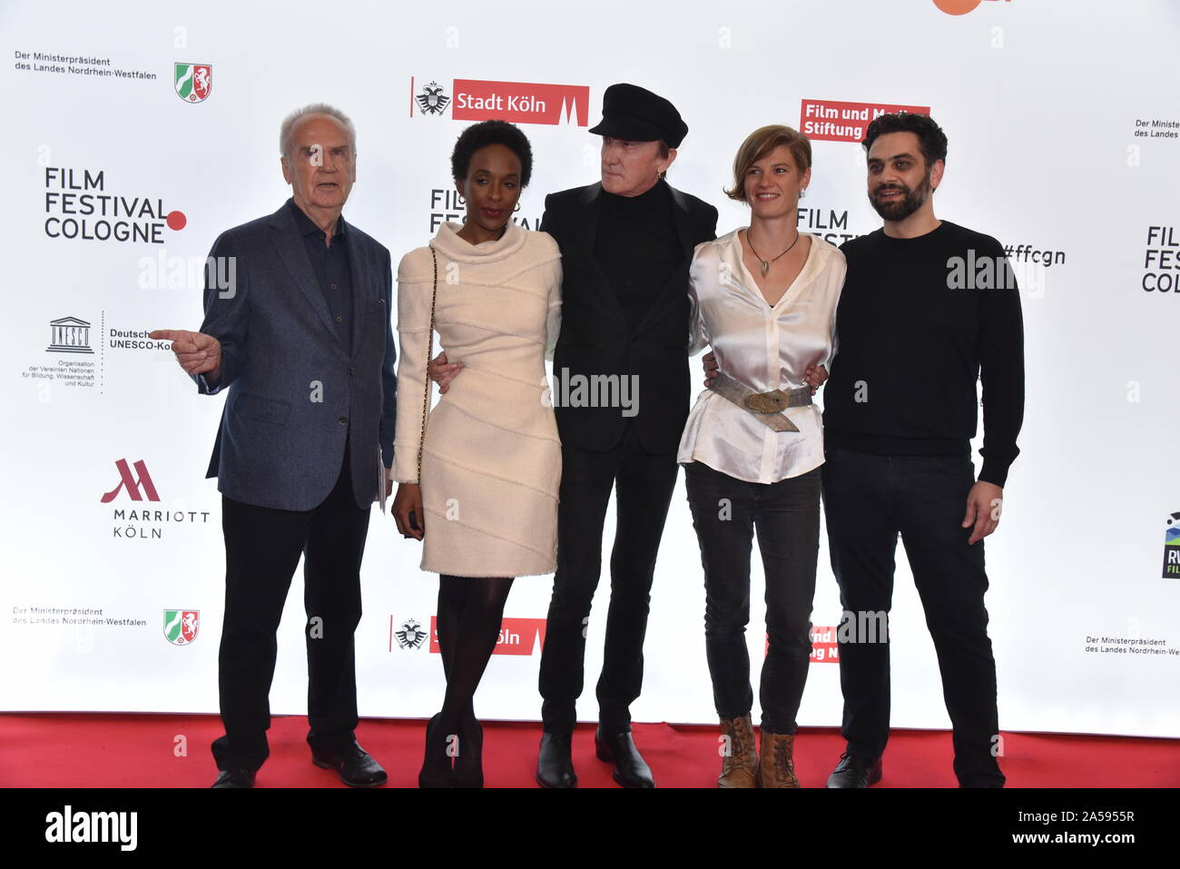 Köln, Deutschland. 15 Okt, 2019. Produzent Gerhard Schmidt, l-r ...