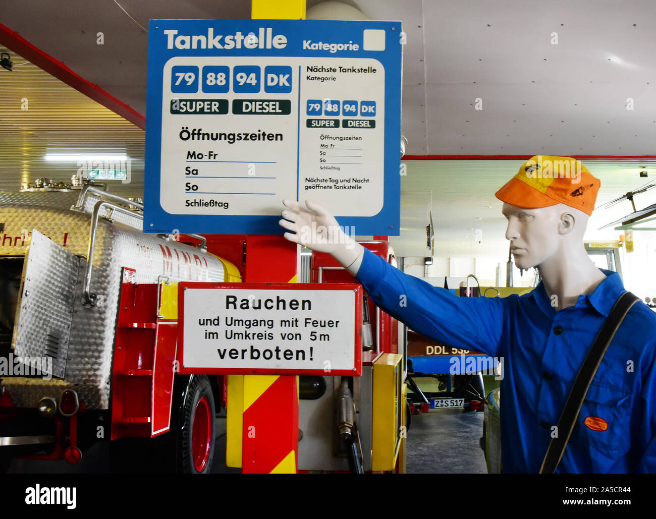 Minol tankstelle -Fotos und -Bildmaterial in hoher Auflösung – Alamy