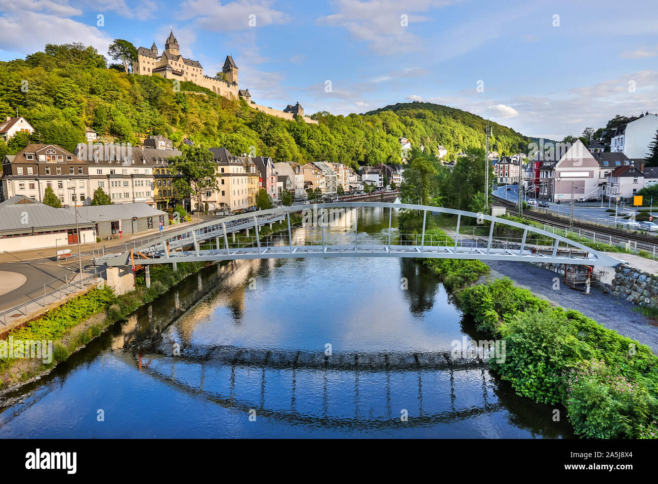 Lenne river altena castle altena -Fotos und -Bildmaterial in hoher ...