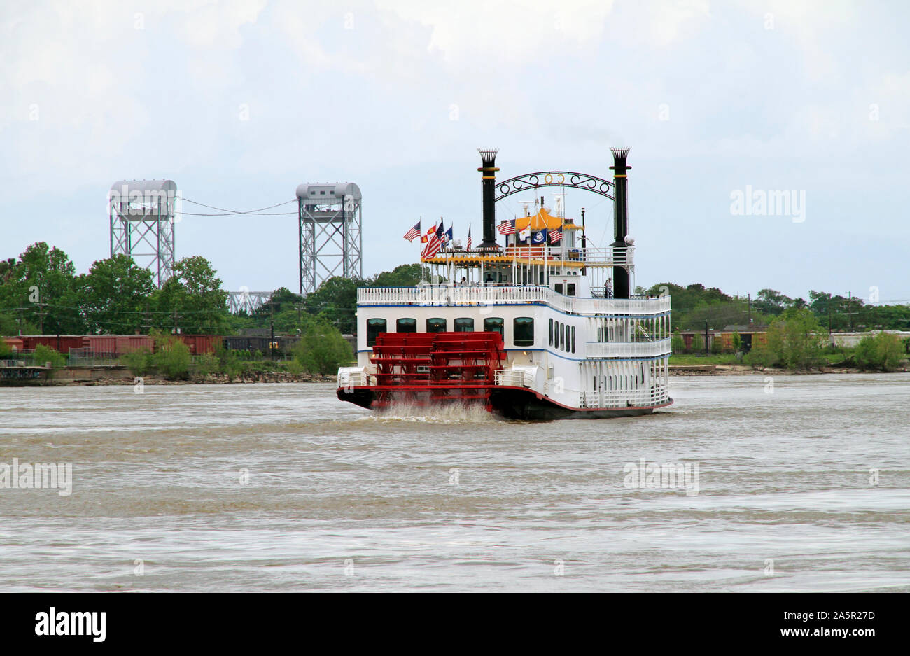 Dampfschiff auf mississippi -Fotos und -Bildmaterial in hoher Auflösung ...