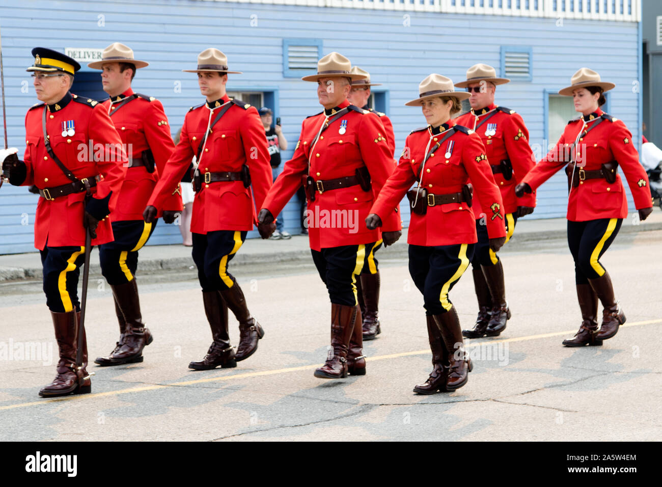 Kanadische polizeifamilie -Fotos und -Bildmaterial in hoher Auflösung ...