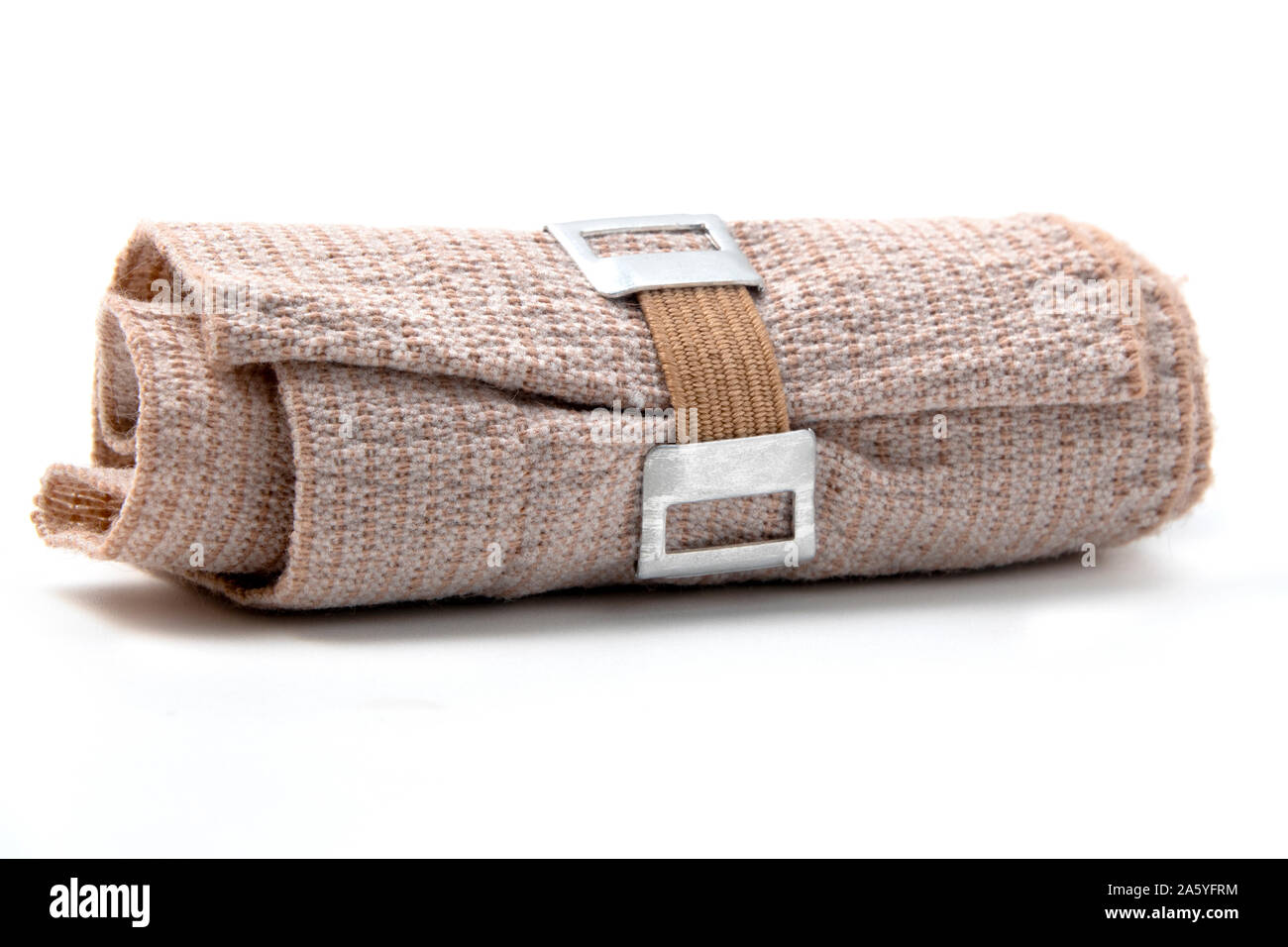 Gauze bandage -Fotos und -Bildmaterial in hoher Auflösung – Alamy