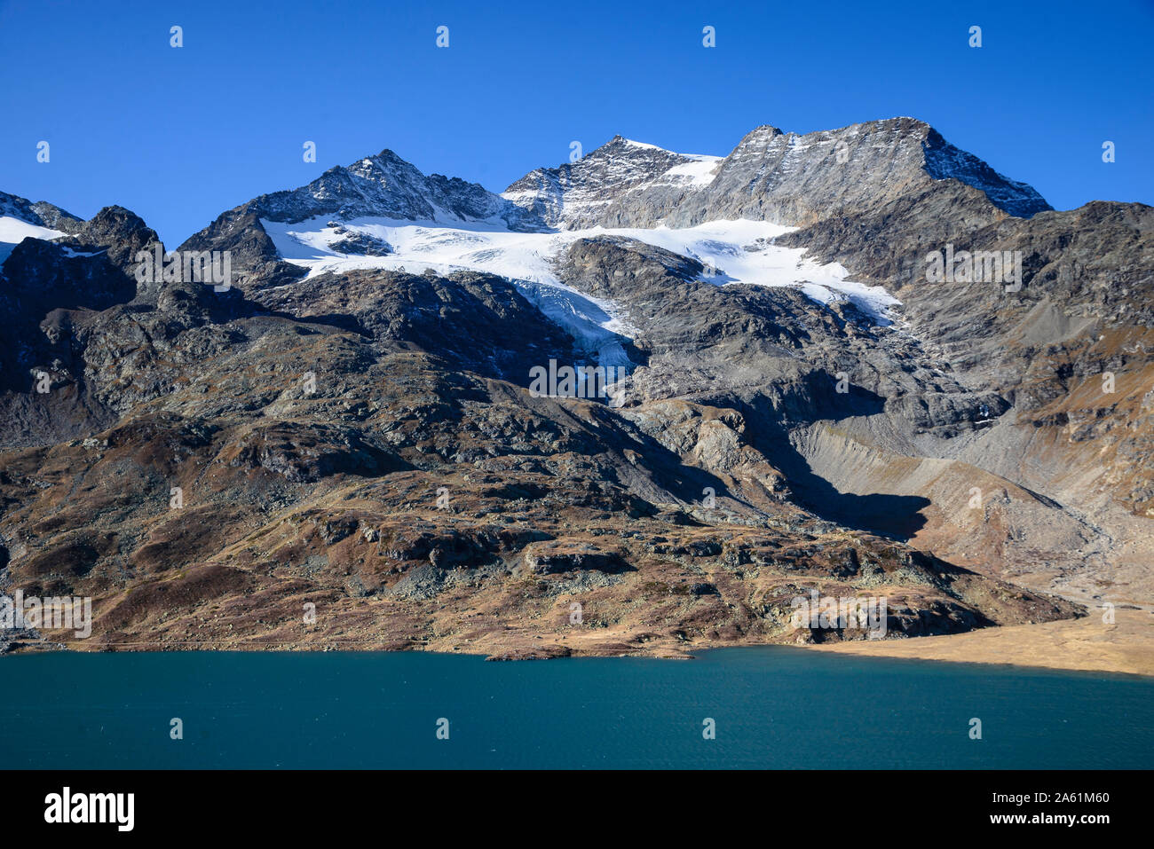 Lago bianco -Fotos und -Bildmaterial in hoher Auflösung – Alamy