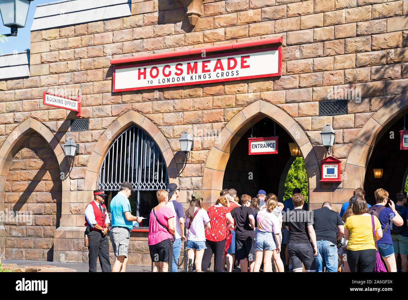 Hogsmeade zu King's Cross in London Eingang, Booking Office, Zauberwelt ...