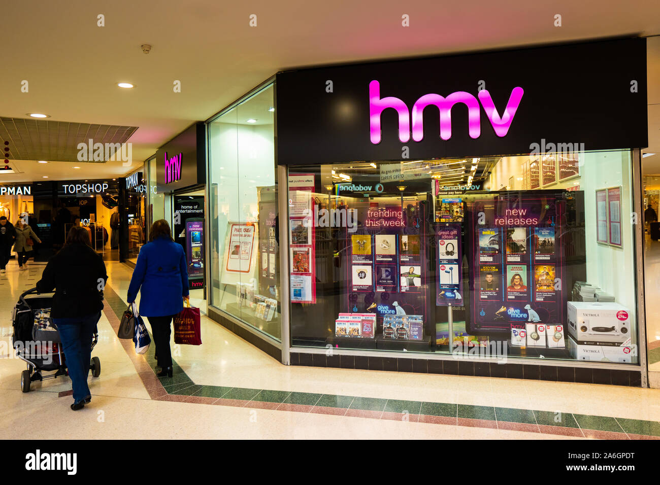 Hmv store sign exterior -Fotos und -Bildmaterial in hoher Auflösung – Alamy