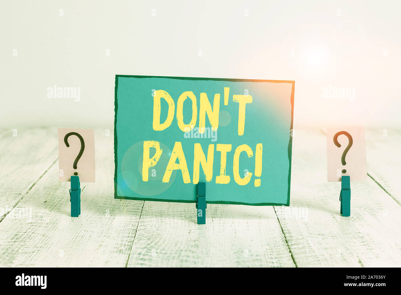 Text Zeichen zeigen, Don T Panic. Business Foto Text fühlen sich ...